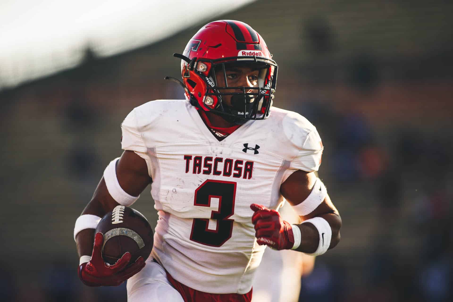 Tascosa’s Avion Carter, Tayden Barnes sign with Division I football ...