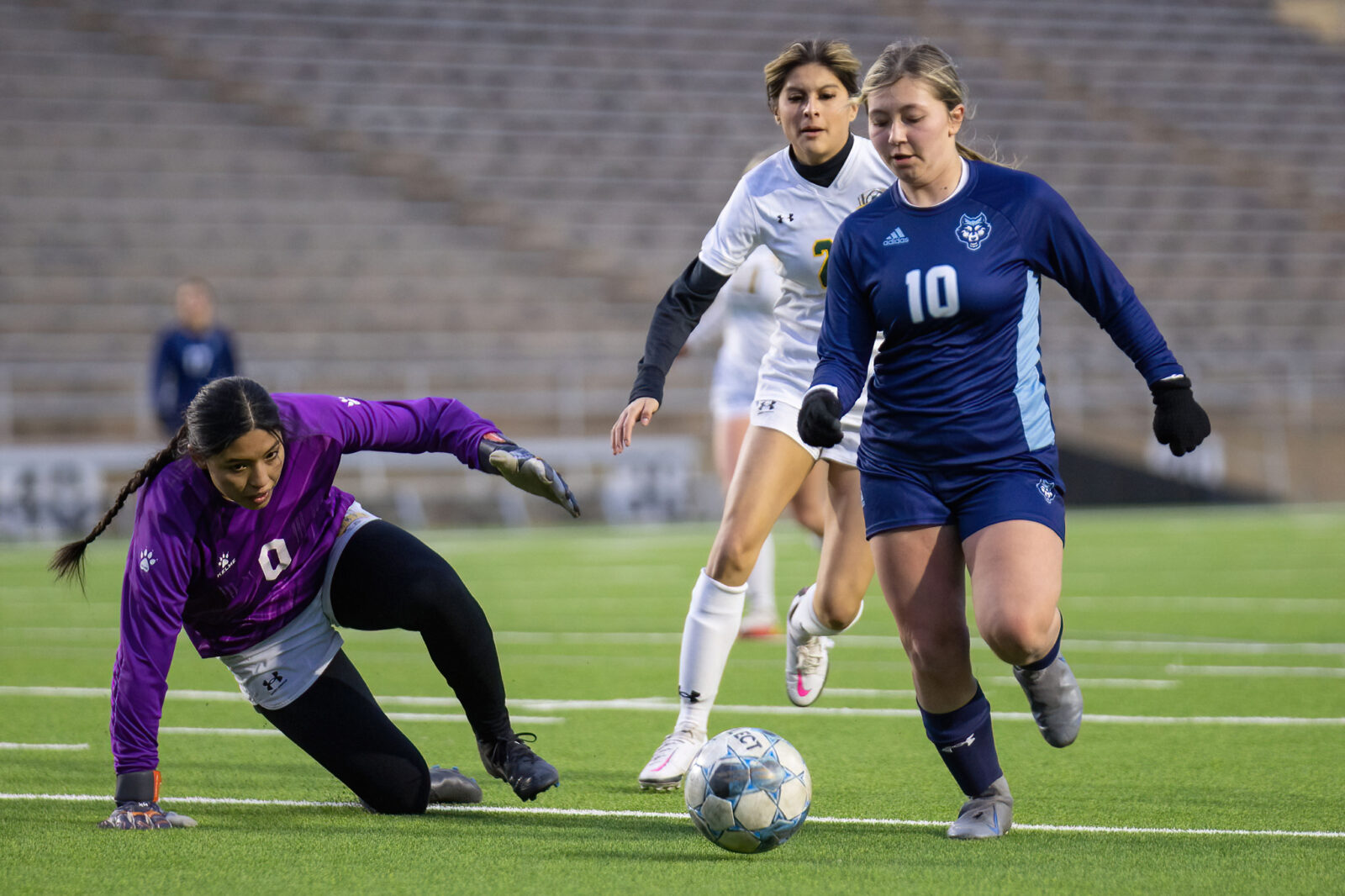 High School soccer roundup: West Plains girls blast Pampa; Pampa boys ...