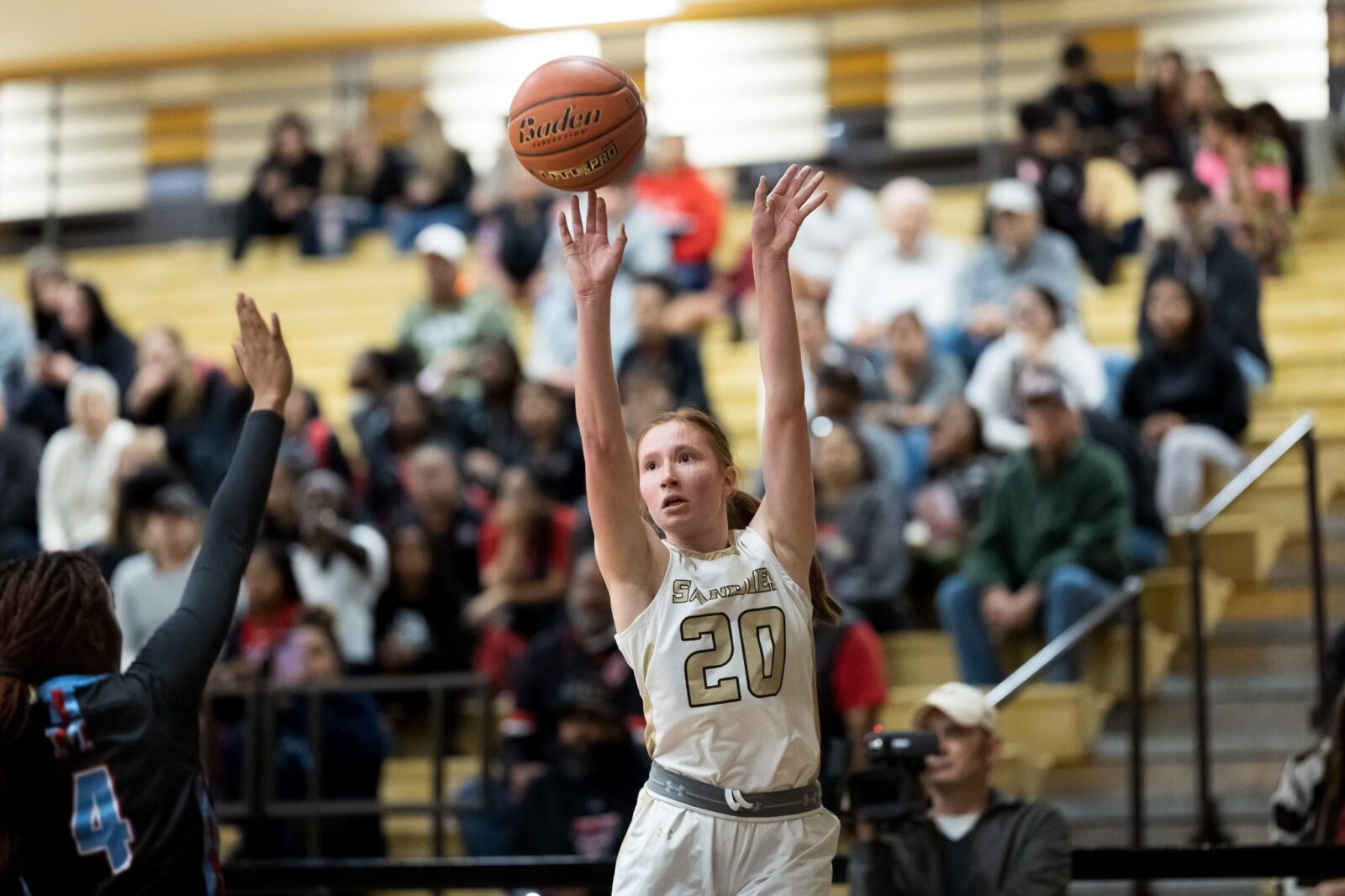 Amarillo High Lady Sandies use long ball to rout shorthanded Lubbock ...