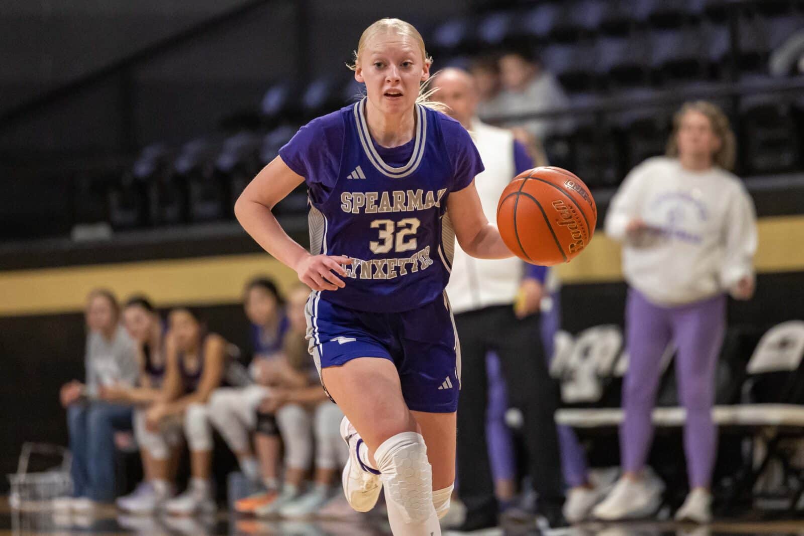 Amarillo-area girls district basketball scores for December 17th ...