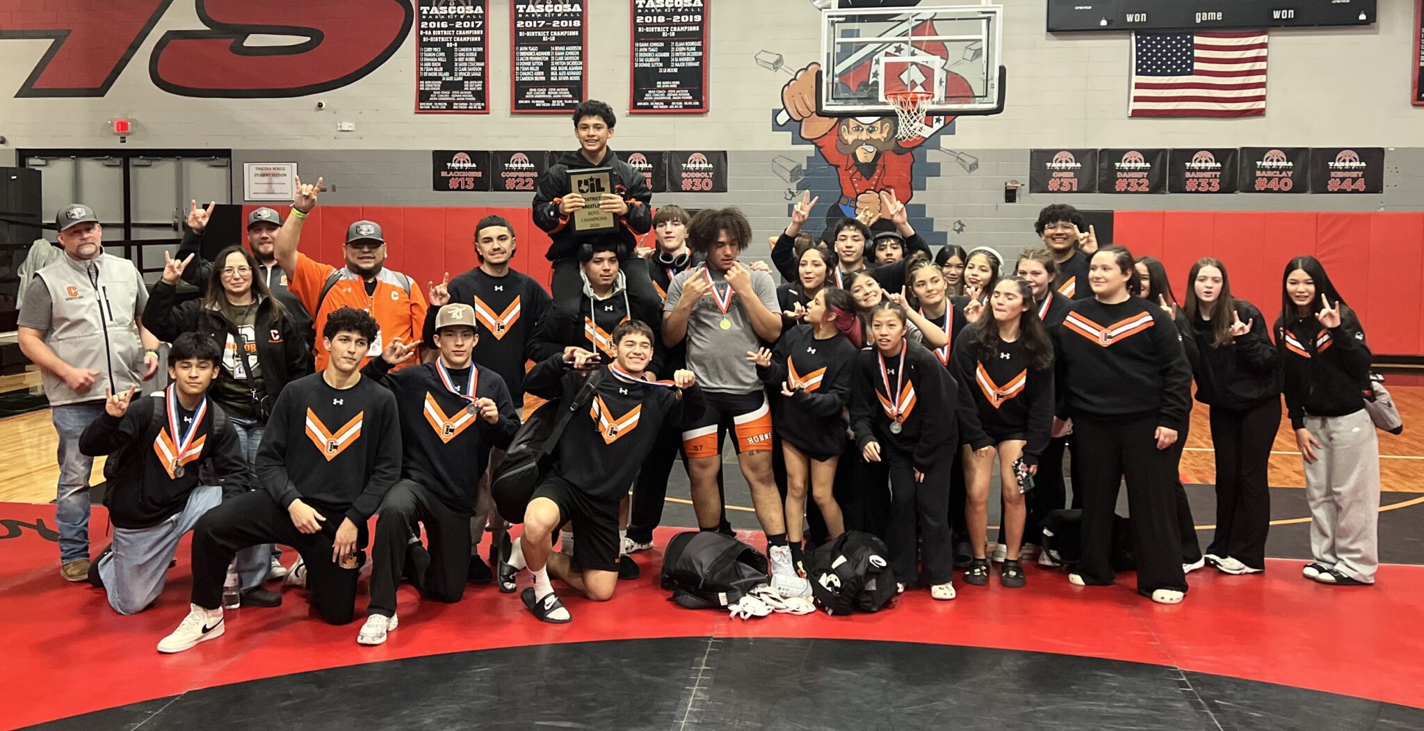 Caprock Longhorns, Lady Horns claim top billing at District 2-5A ...