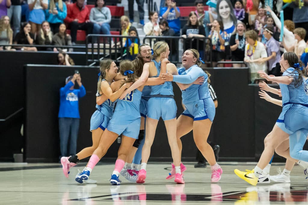 Lipan outlasts Gruver for absolute thrilling win in the UIL Class 2A ...